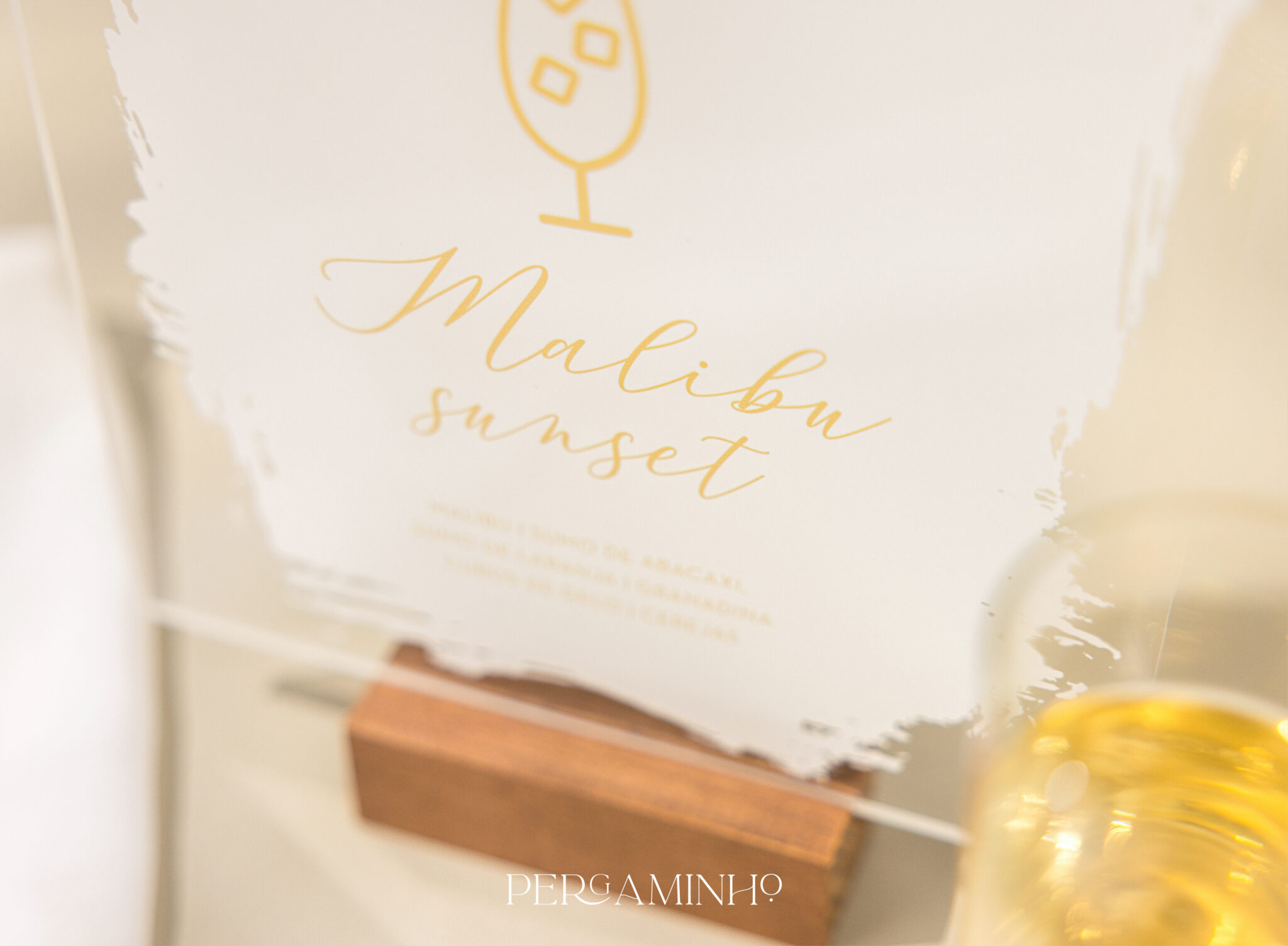 Placa de Bar - Acrílico Transparente - Pergaminho Design